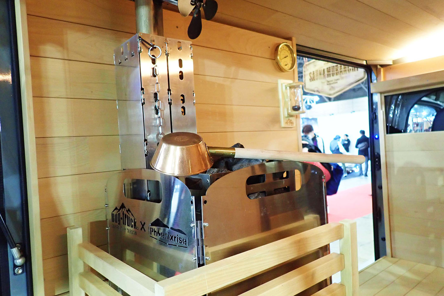 いつでも何処でも〝ととのう〟贅沢なキャンプスタイルを追求した「サウナ軽トラック」とは | soto lover - ソトラバ