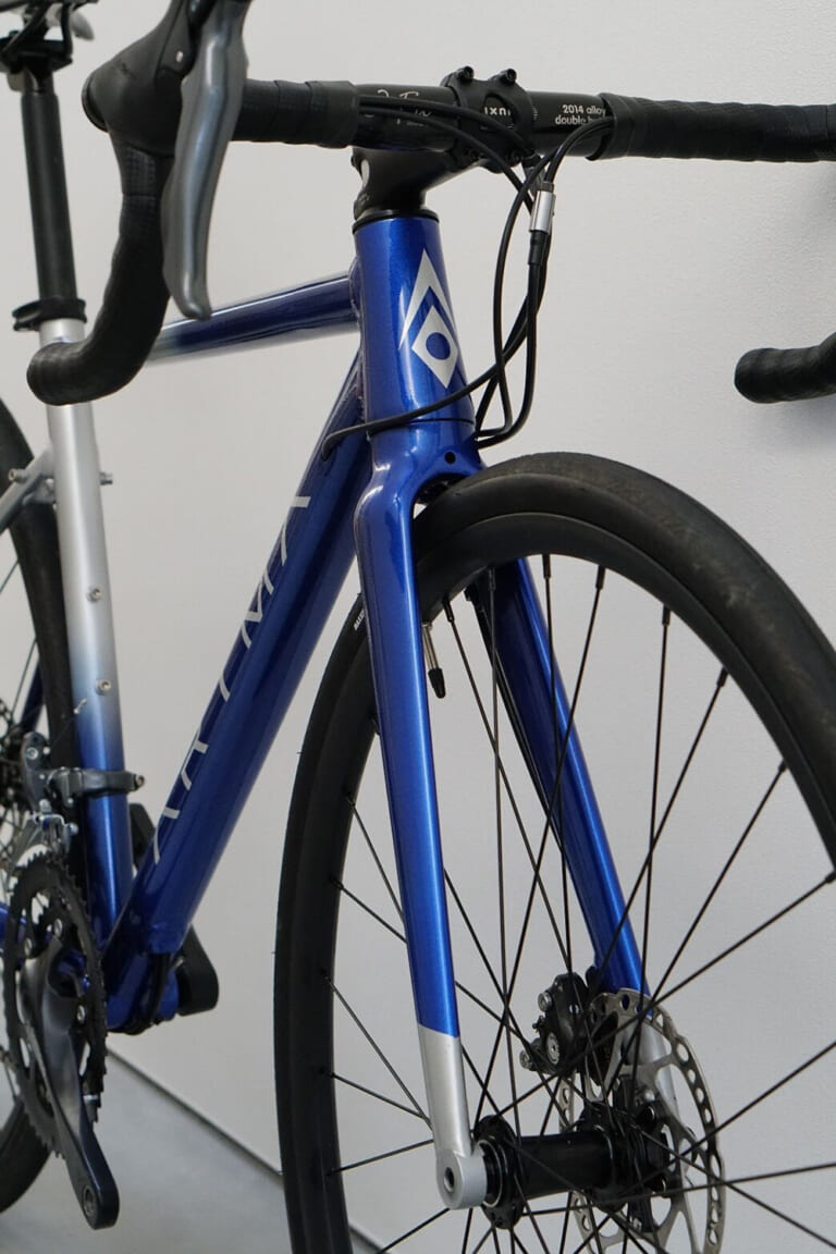 初心者でも最大限の走りを引き出せる「DAIWA CYCLE」オリジナルロードバイク「ARTMA」を2024年秋に発売 | soto lover - ソトラバ