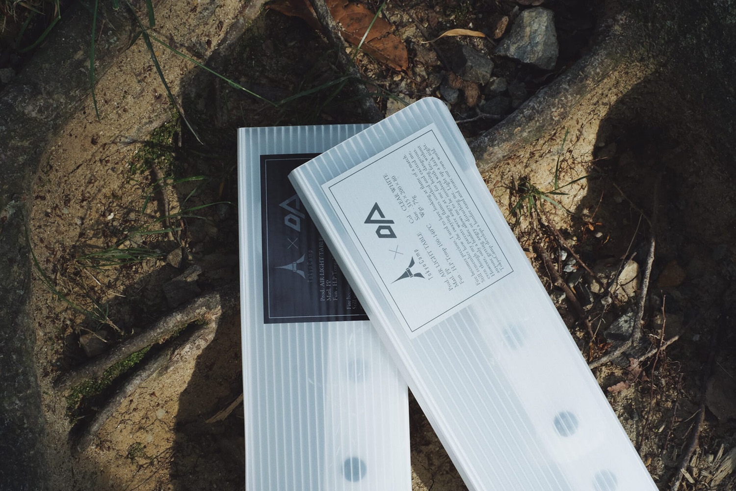 空気のように軽い！ 重量わずか75gのULなコンパクトテーブルを使ってみたらガチで使い倒せる | soto lover - ソトラバ ～ソトラバならもっと外遊びに出かけたくなる！ 情報満載の ...