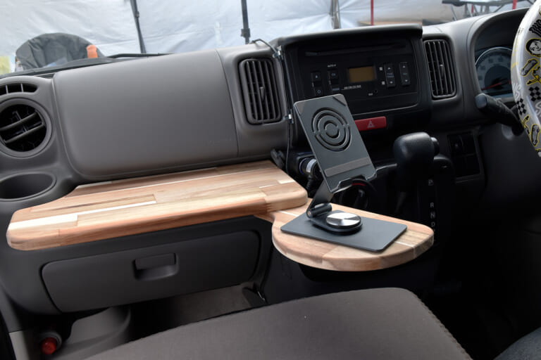 家具職人のワザが光る！ プラモ感覚で作れる「エブリイJOIN用車中泊キット」のギミックが便利過ぎる | soto lover - ソトラバ